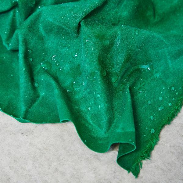 Oilskin Vannavvisende voksbehandlet stoff til klær og vesker ...